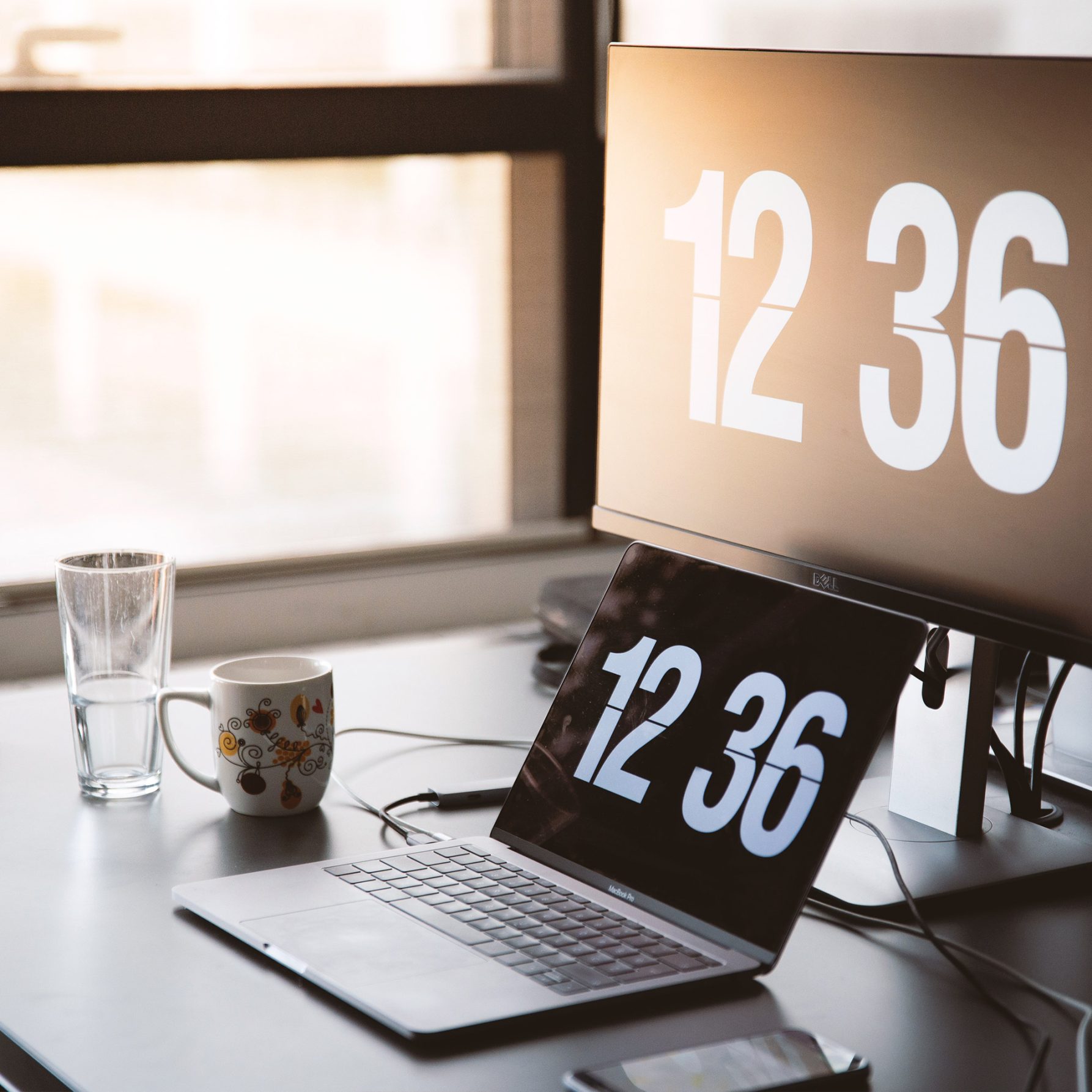 Bornfight - Studio Size