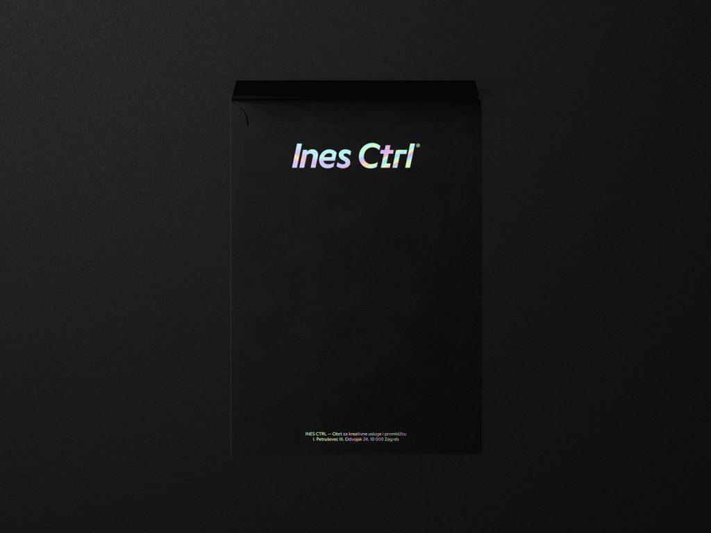 Ines Ctrl - Studio Size